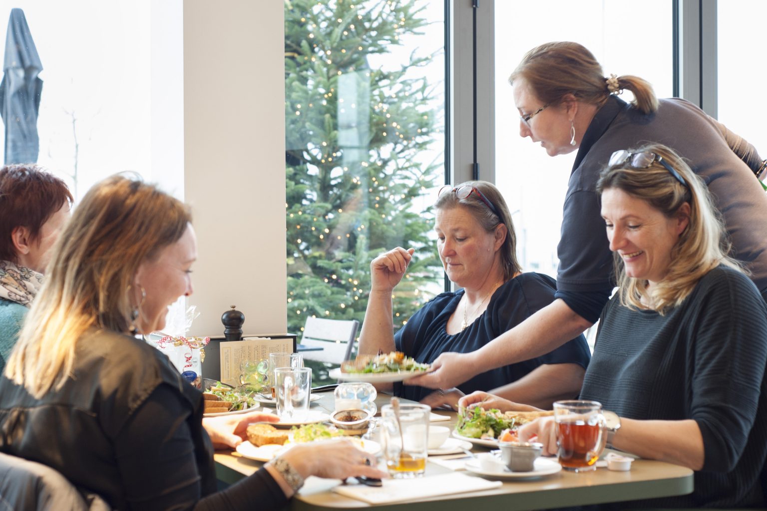 Paviljoen Struis – Aan het water – Restaurant in Ridderkerk